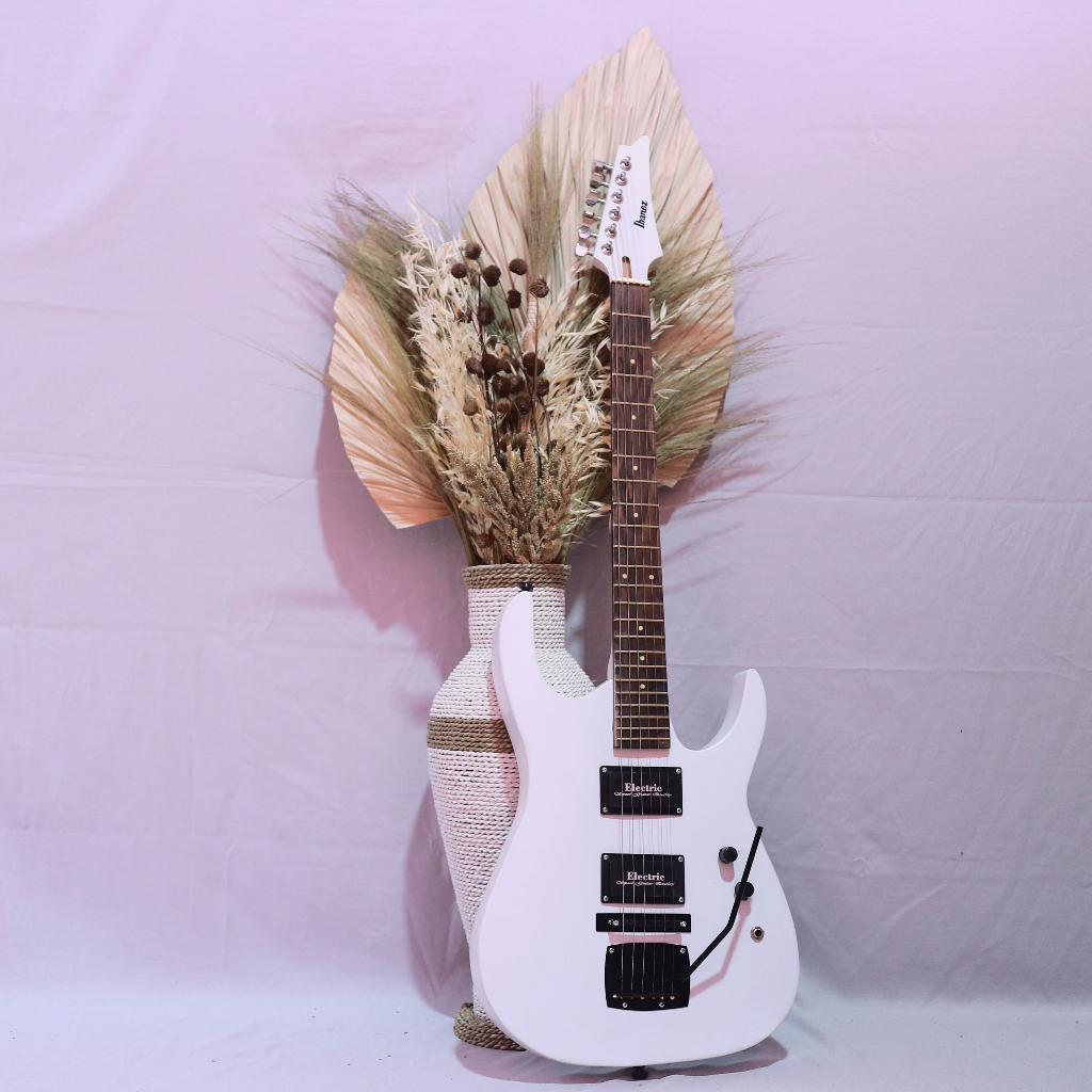 Jual gitar elektrik Ibanez,bonus Peking kayu | Shopee Indonesia