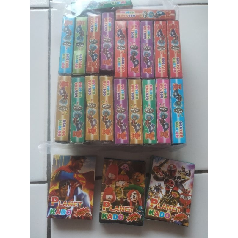 Jual (20 box) Mainan kotak kado-kadoan berhadiah | Shopee Indonesia