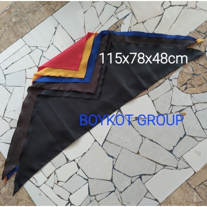 Jual Slayer segi tiga polos syal bandara syal manasik haji | Shopee ...