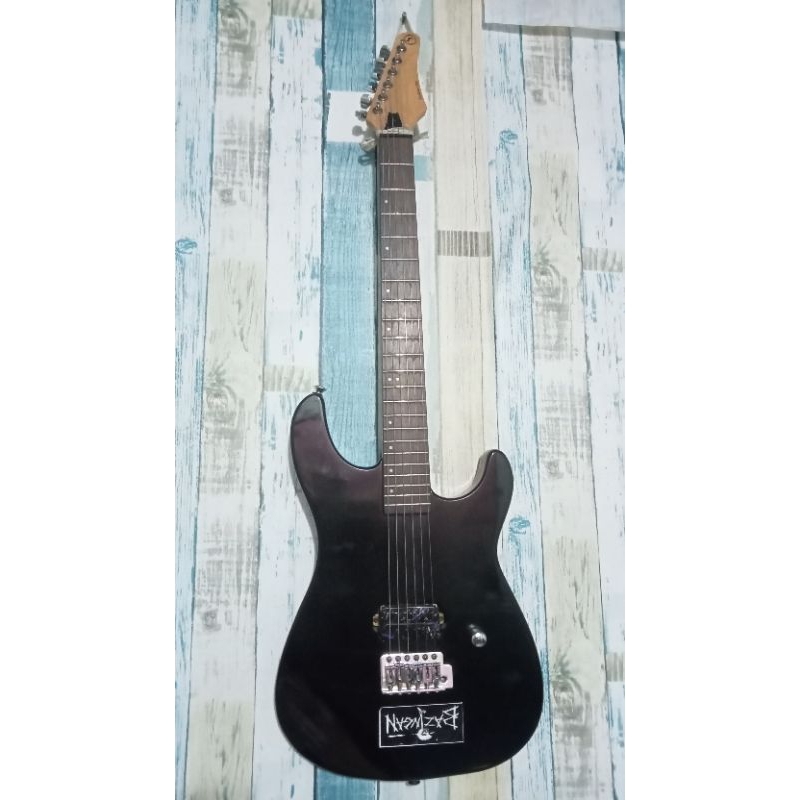 Jual OLSHOP BANJARMASIN - Gitar elektrik original samick SS-51 Standart ...