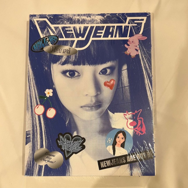 Jual Album Blue Book weverse hanni new jeans sealed official hype boy minji haerin danielle ...