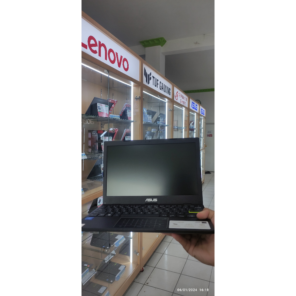 Jual LAPTOP ASUS E210MAO-HD4516 (INTEL CELERON N4020/8GB DDR4/512GB M.2 ...