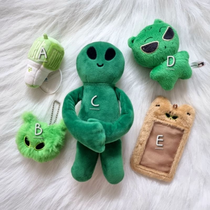 Jual Alien hug doll by softyor_tor , Alien doll by markstarlee ...
