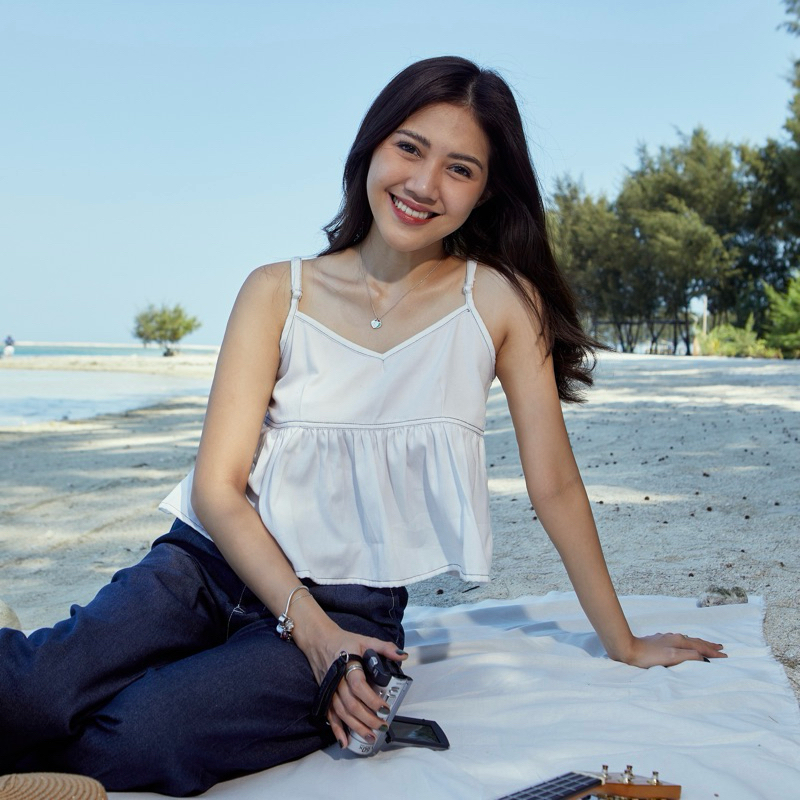 Jual Wonderland Top SHASA ZHANIA x WEAR THREEK | Shopee Indonesia