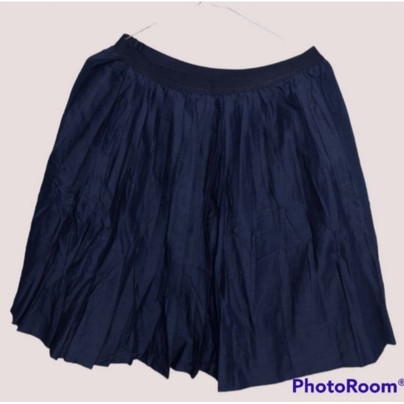 Jual UNIQLO Rok Lipit Pendek | Shopee Indonesia