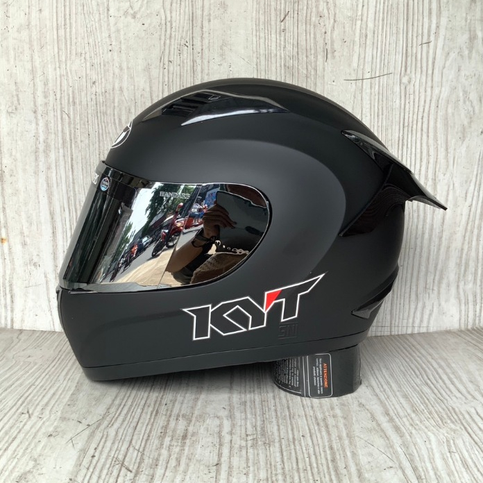 Jual HELM KYT R10 SOLID BLACK DOFF PAKET GANTENG/KYT FULL FACE R10 ...