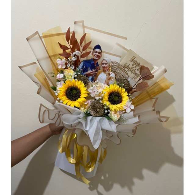 Jual Pop up Buket Jumbo sunflower graduation lamaran | Shopee Indonesia