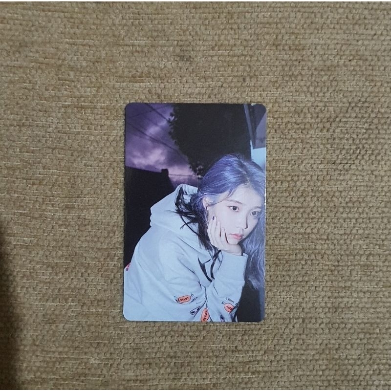 Jual PC OFFICIAL IU LEE JIEUN LOVE POEM | Shopee Indonesia