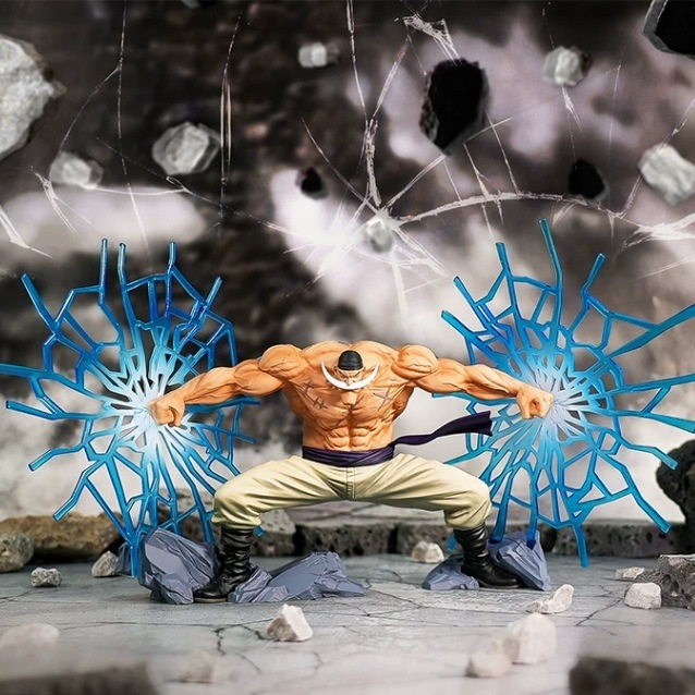 Jual Action Figure One Piece Shirohige WhiteBeard Gura Gura No Mi ...
