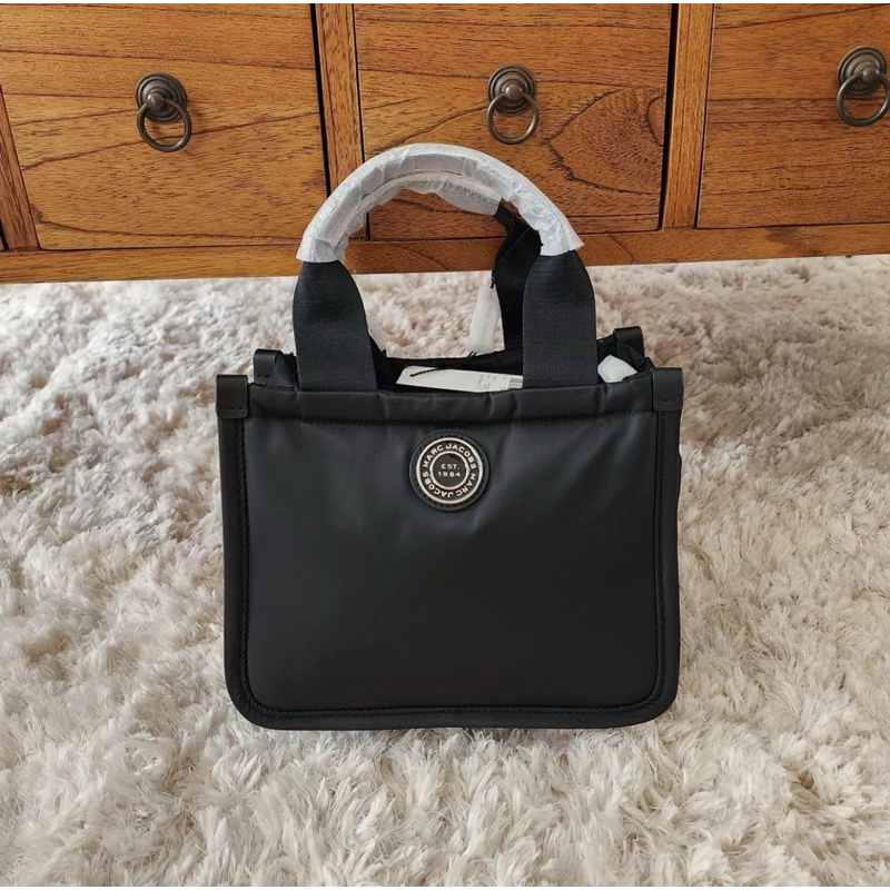 Jual MARC JACOBS NILON SIGNET SMALL TOTE | Shopee Indonesia