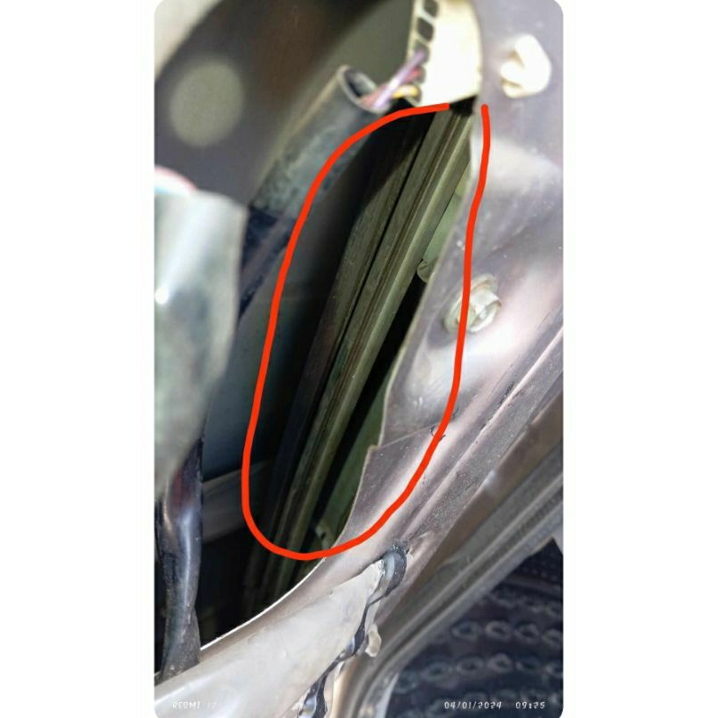 Jual Besi Rel Kaca Taruna bagian Kanan Depan | Shopee Indonesia