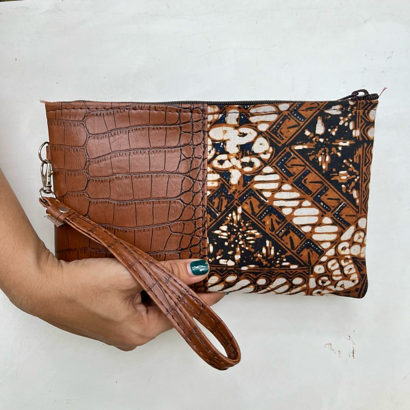 Jual Pouch Batik Ayana / Pouch Batik Vinyl / Souvenir Dompet Batik ...