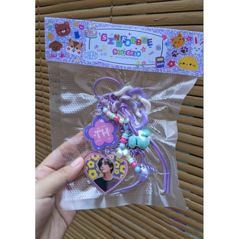 Jual [PO BAG CHARM KPOP/AKTOR ] | Shopee Indonesia