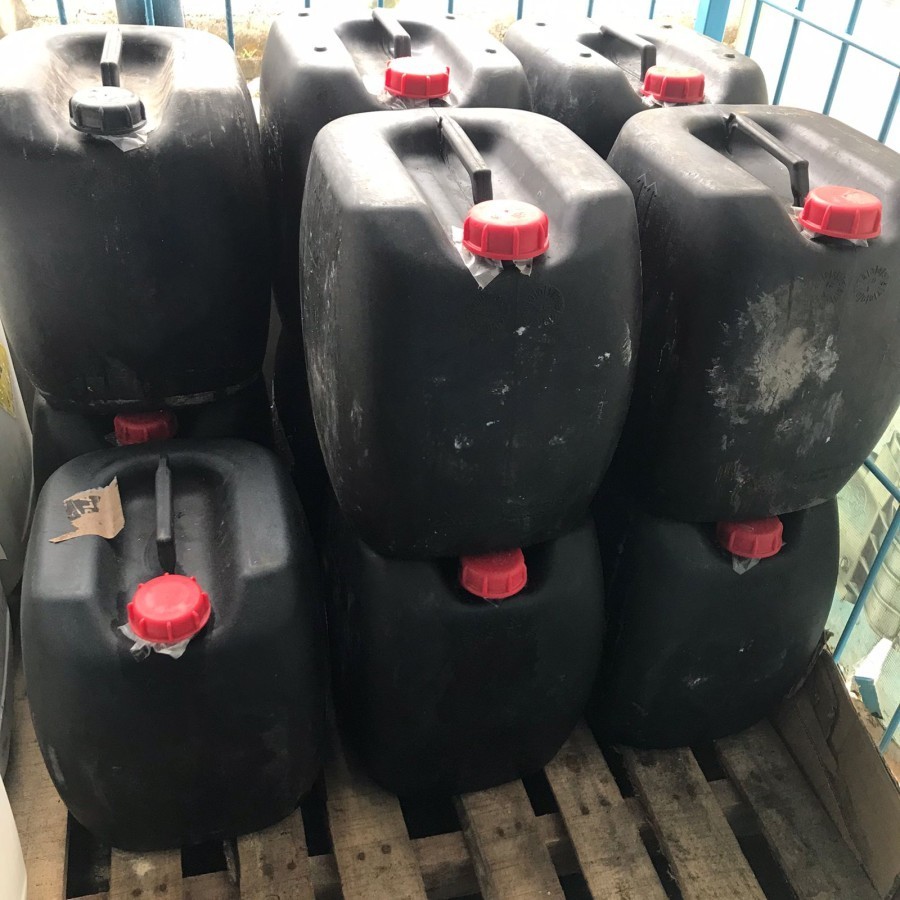 Jual Jual JERIGEN Plastik Warna Biru Isi 25 Liter | Galon Minyak Dan ...