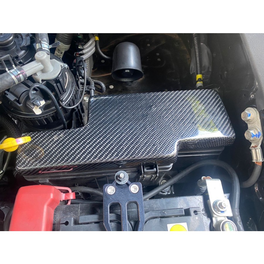 Jual Cover Tutup Box Fuse Sekring Carbon Innova Fortuner Hilux 1GD 2GD ...