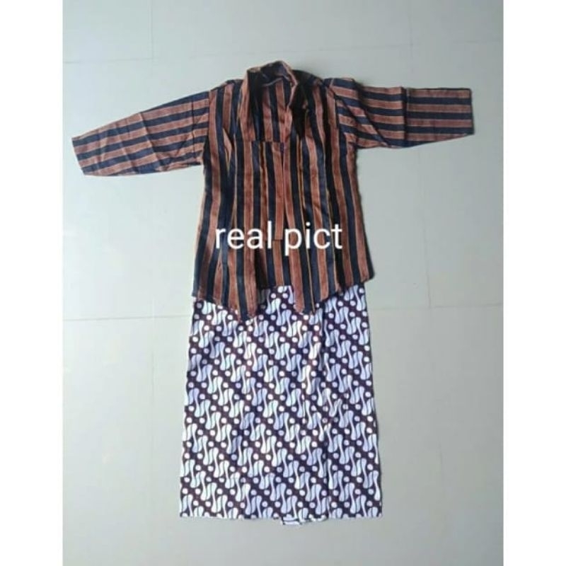 Jual setelan kebaya lurik anak(baju+rok)/setelan kebaya tradisional | Shopee Indonesia