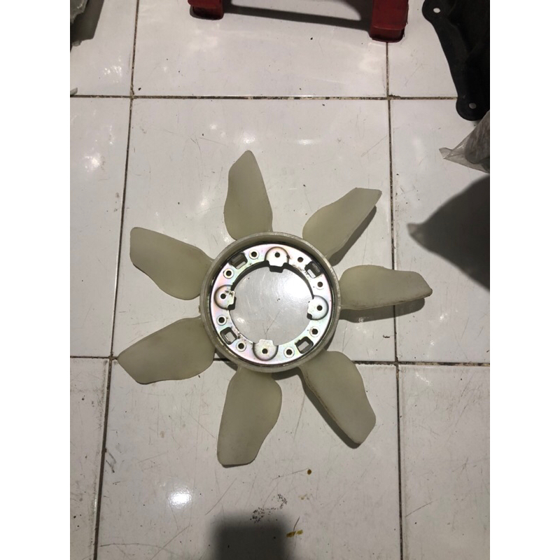 Jual Kipas Radiator Innova Fortuner Hilux Diesel Original | Shopee ...