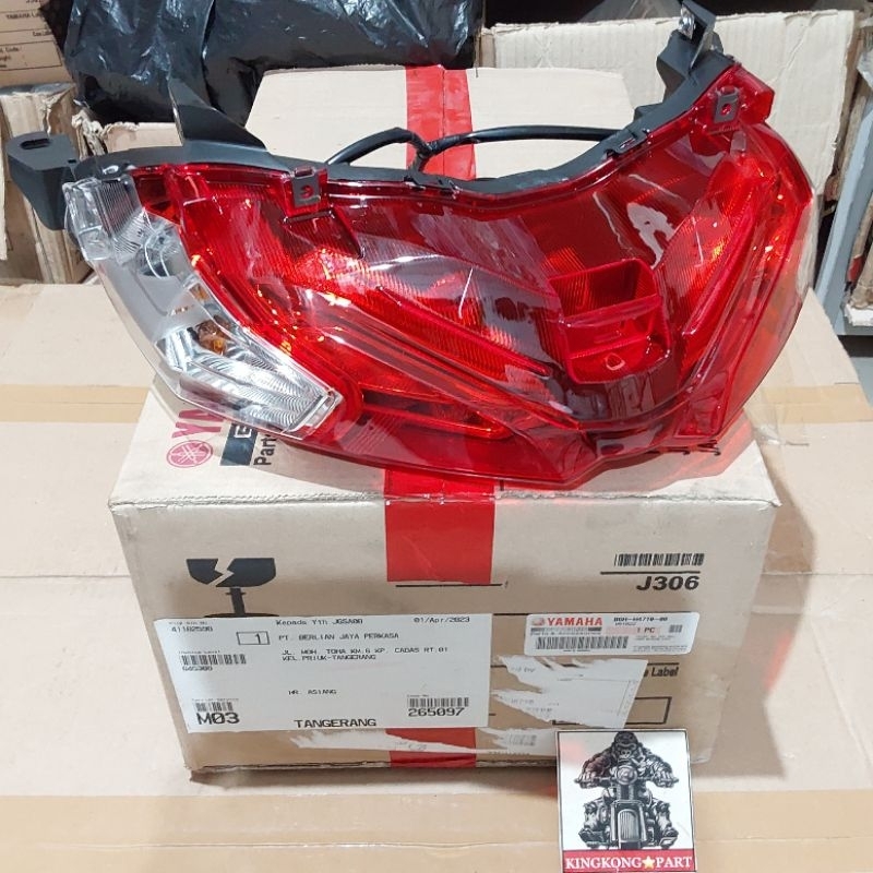 Jual Taillight unit assy lampu stop belakang all new nmax original b6h ...