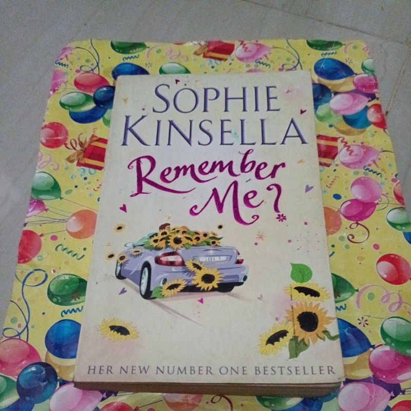 Jual Novel import Sophie Kinsella - Remember Me? | Shopee Indonesia
