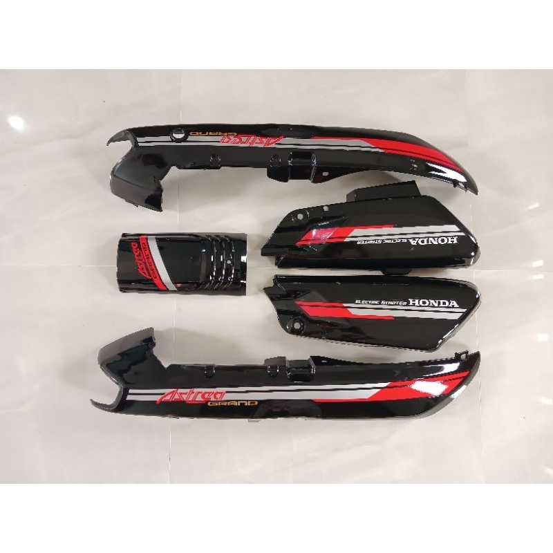 Jual Body Astrea Grand Bulus Set Bok Tutup Aki Panel Striping Sudah ...