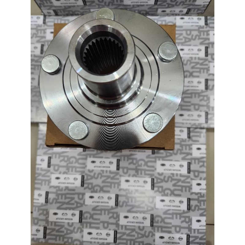 Jual wheel hub nap roda depan nissan serena c24 40202-AD000 | Shopee ...