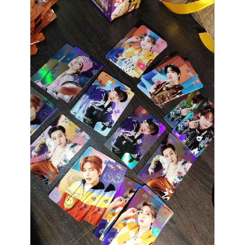 Jual Official Stray Kids Ultra Milk Regular Hologram Photocard | Shopee ...