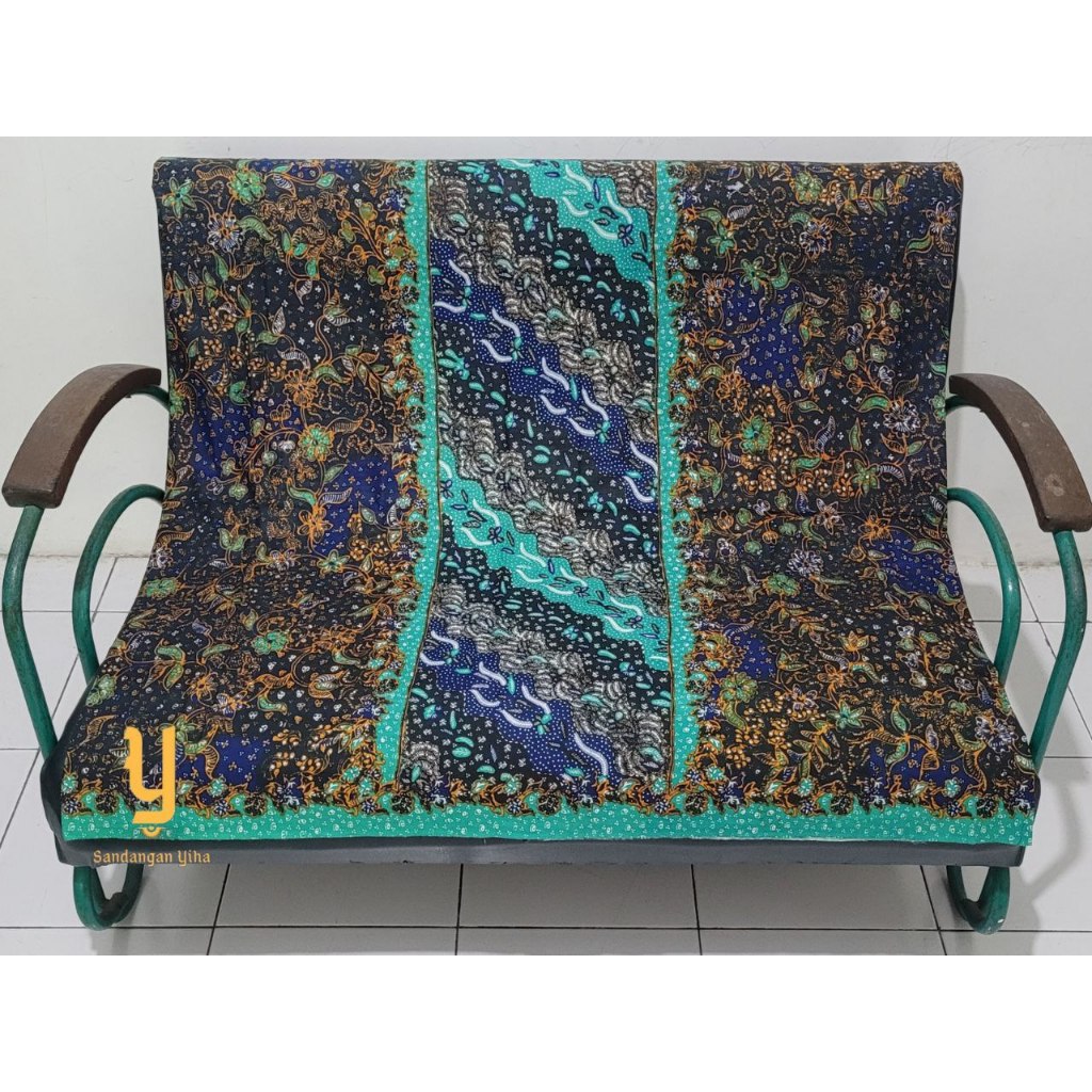 Jual Sarung Batik Gus Kautsar Laseman Motif Klasik Halus Packaging Box ...