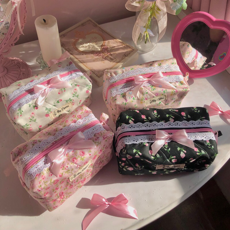 Jual Luna Floral Pouch | MINI POUCH Makeup Floral (Pre Order!) | Coquette By Zifara | Shopee ...