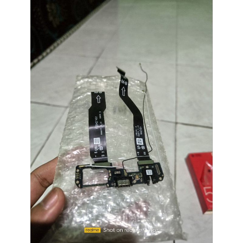 Jual FLEKSIBEL PAPAN CAS REALME 9 PRO PLUS NORMAL ORI COPOTAN | Shopee ...