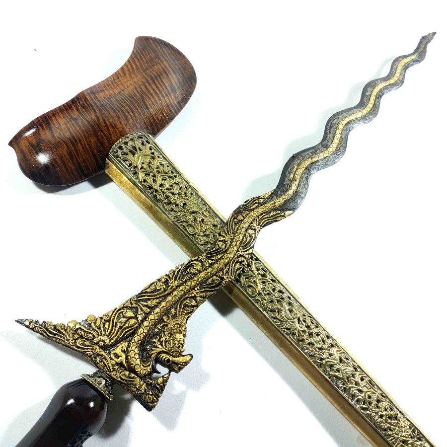 Jual Keris Pusaka Naga Sasra Luk 13 Kinatah Kamarogan Asli Garap ...