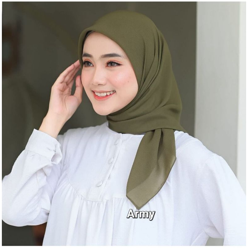 Jual HIJAB SEGIEMPAT BELLA SQUARE PREMIUM HIJAB DAILY BELLA SQUARE | Shopee Indonesia