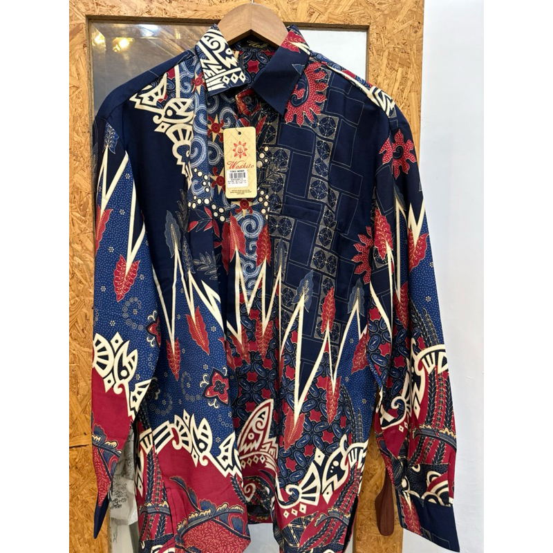 Jual Kemeja Man Batik Keris, semar, waskito & Lee cooper | Shopee Indonesia