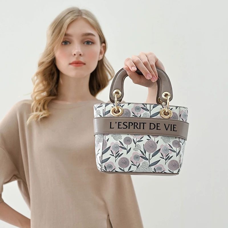 Jual Les Castino Jestina Sun Flower Mini Satchel (Preloved) | Shopee ...