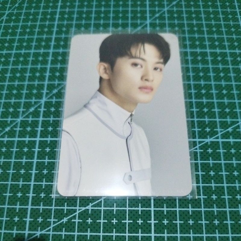 Jual Photocard NCT Dream - OFFICIAL 2024 Season's Greetings - Mark ... Jual Photocard NCT Dream - OFFICIAL 2024 Season's Greetings - Mark ...