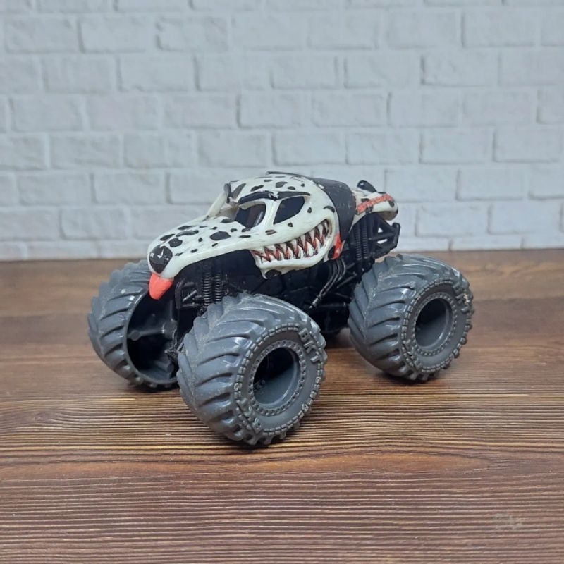Jual Mobil Monster Jam monster mutt dalmation ori SML Mcd Happy Meal ...