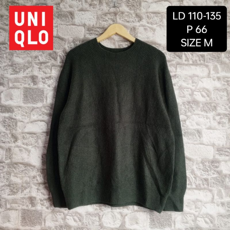 Jual UNIQLO sweater rajut hijau navy | Shopee Indonesia