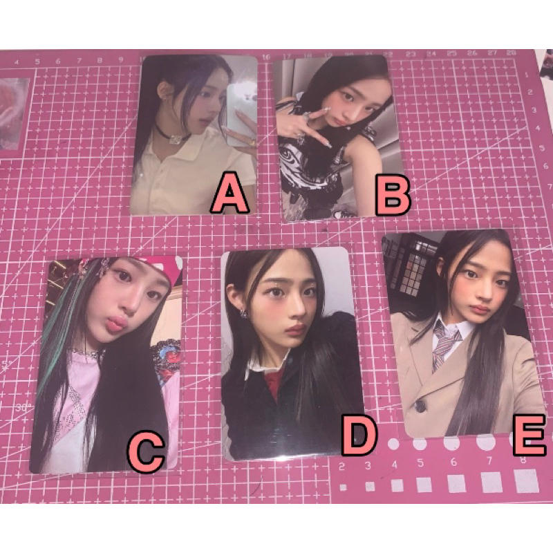 Jual photocard minji newjeans official dari album weverse | Shopee ...