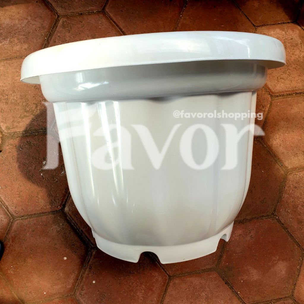 Jual Pot Besar Jumbo Big Mom 50 PUTIH | Shopee Indonesia
