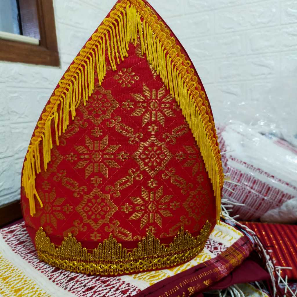 Jual topi songket - topi melayu - topi adat batak | Shopee Indonesia