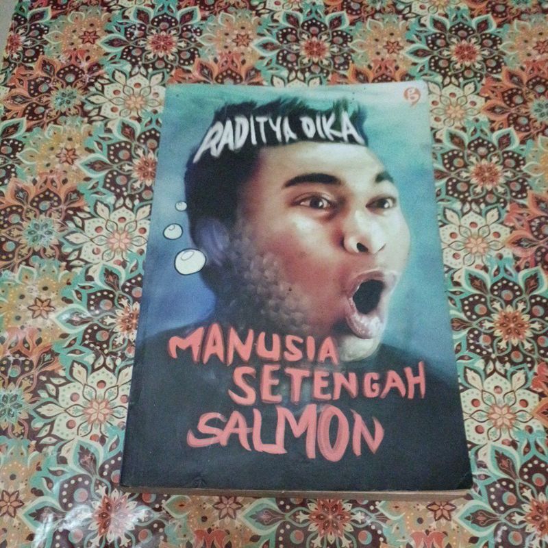 Jual Novel Raditya Dika - Manusia setengah Salmon | Shopee Indonesia