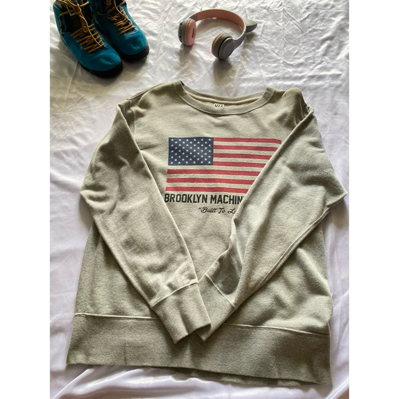 Jual UNIQLO KREWNECK BROOKLYN MACHINE WORKS | Shopee Indonesia