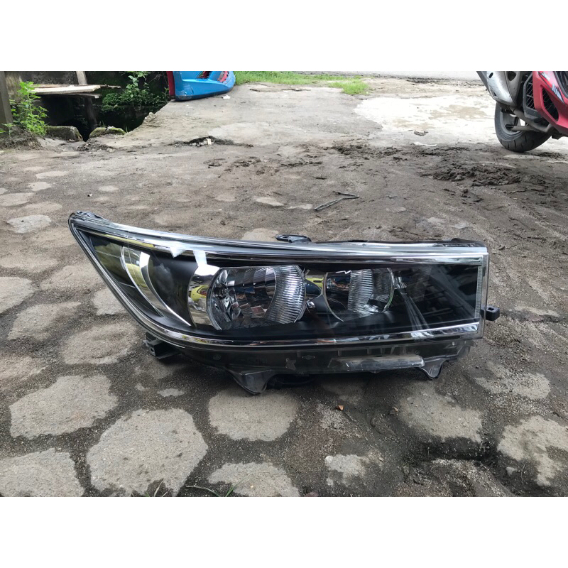 Jual Headlamp Lampu Depan Innova Reborn G 2016 2017 2018 2019 2020 2021 ...