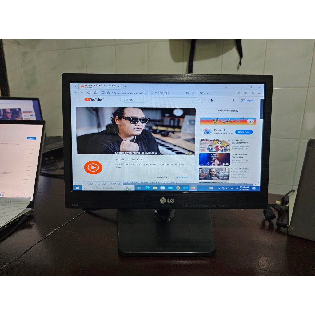 Jual MONITOR LG 16 inci Murah berkualitas | Shopee Indonesia