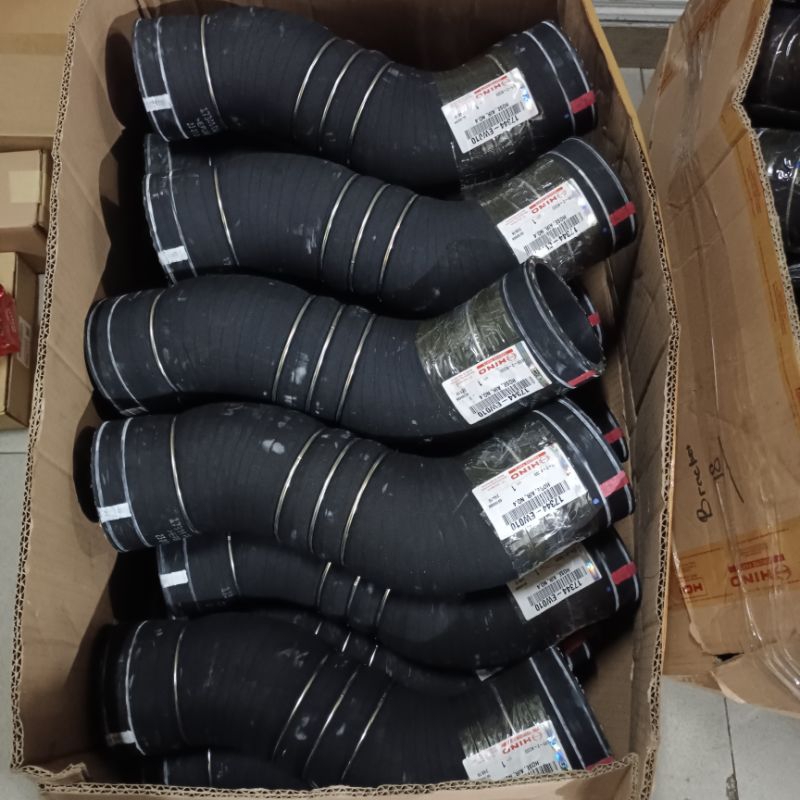 Jual HOSE AIR RADIATOR SELANG INTERCOOLER HINO 500 EURO 4 ASLI 17344 ...