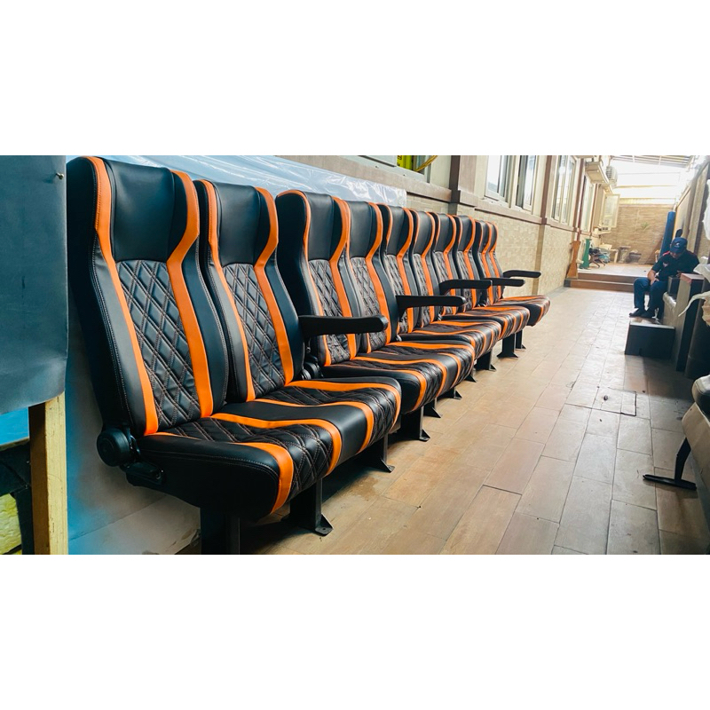 Jual Jasa Rekondisi Ganti kulit jok bus Jok elf bahan cheroke Zeus ...