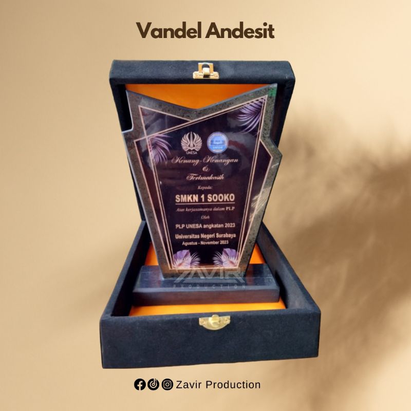 Jual Vandel Custom/Vandel Andesit/Vandel KKN /Plakat/plakat custom ...