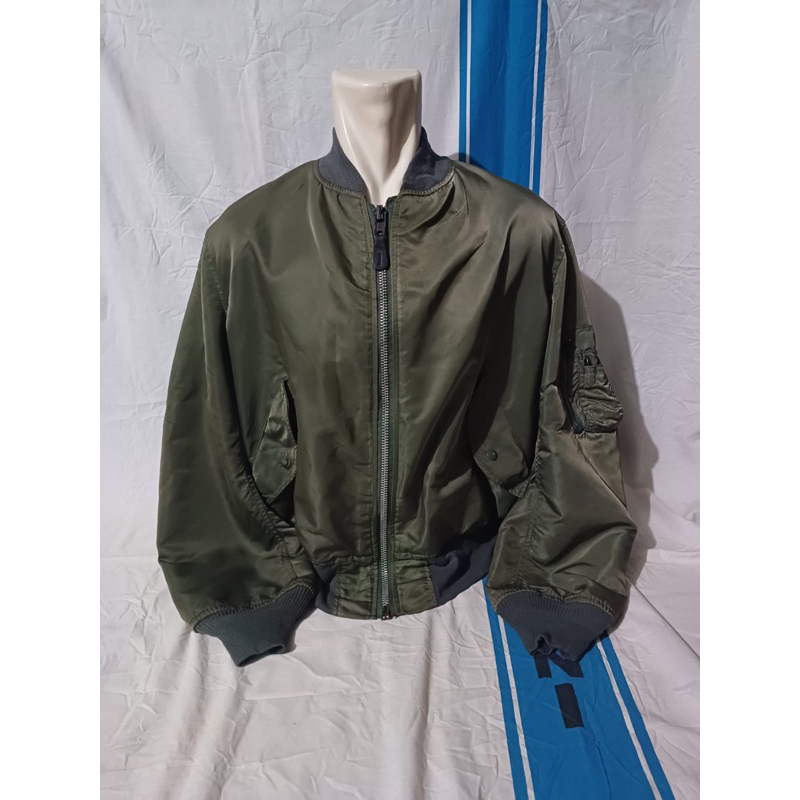 Jual Jaket Bomber Alpha Industries US Air Force Ground Crew | Shopee ...