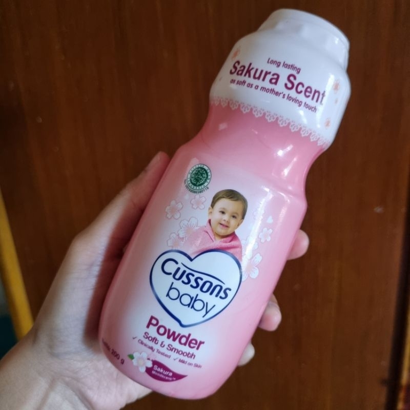 Jual [NEW] Cussons Soft & Smooth Baby Powder Sakura 200gr | Shopee ...