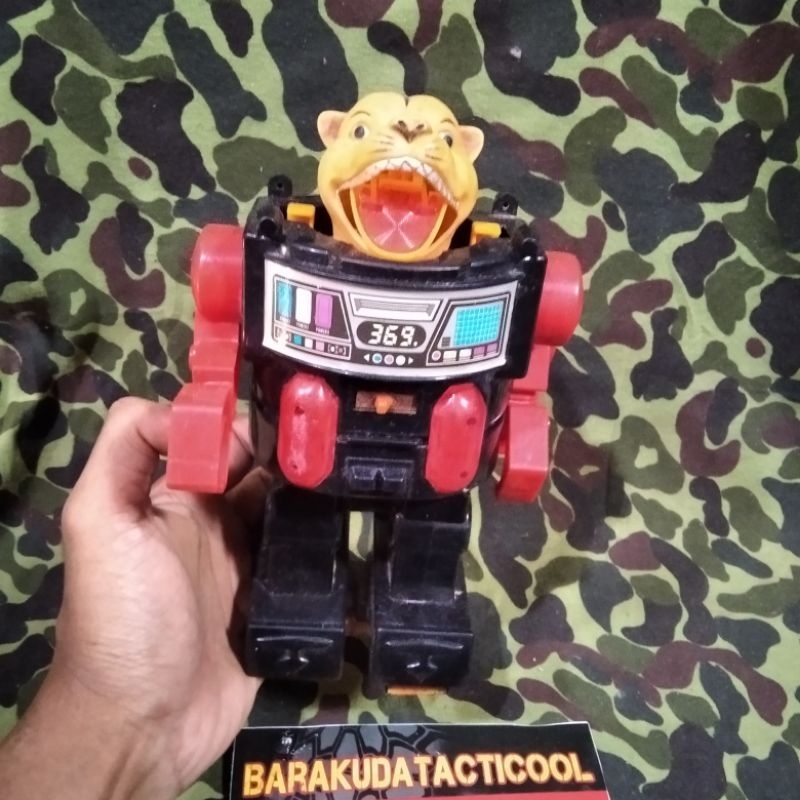 Jual Robot Jadul Rusak Monster Pajangan Vintage Robot Kondisi Rusak ...
