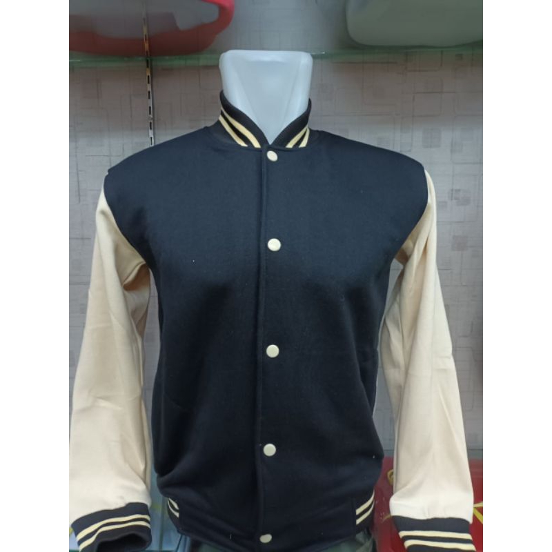 Jual varsity hitam krem muda baseball | Shopee Indonesia